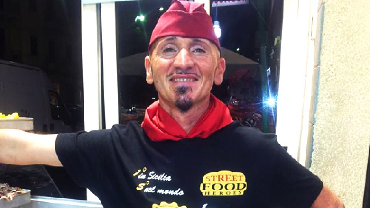 Paura a Palermo per un incendio nel celebre chiosco di street food di ...